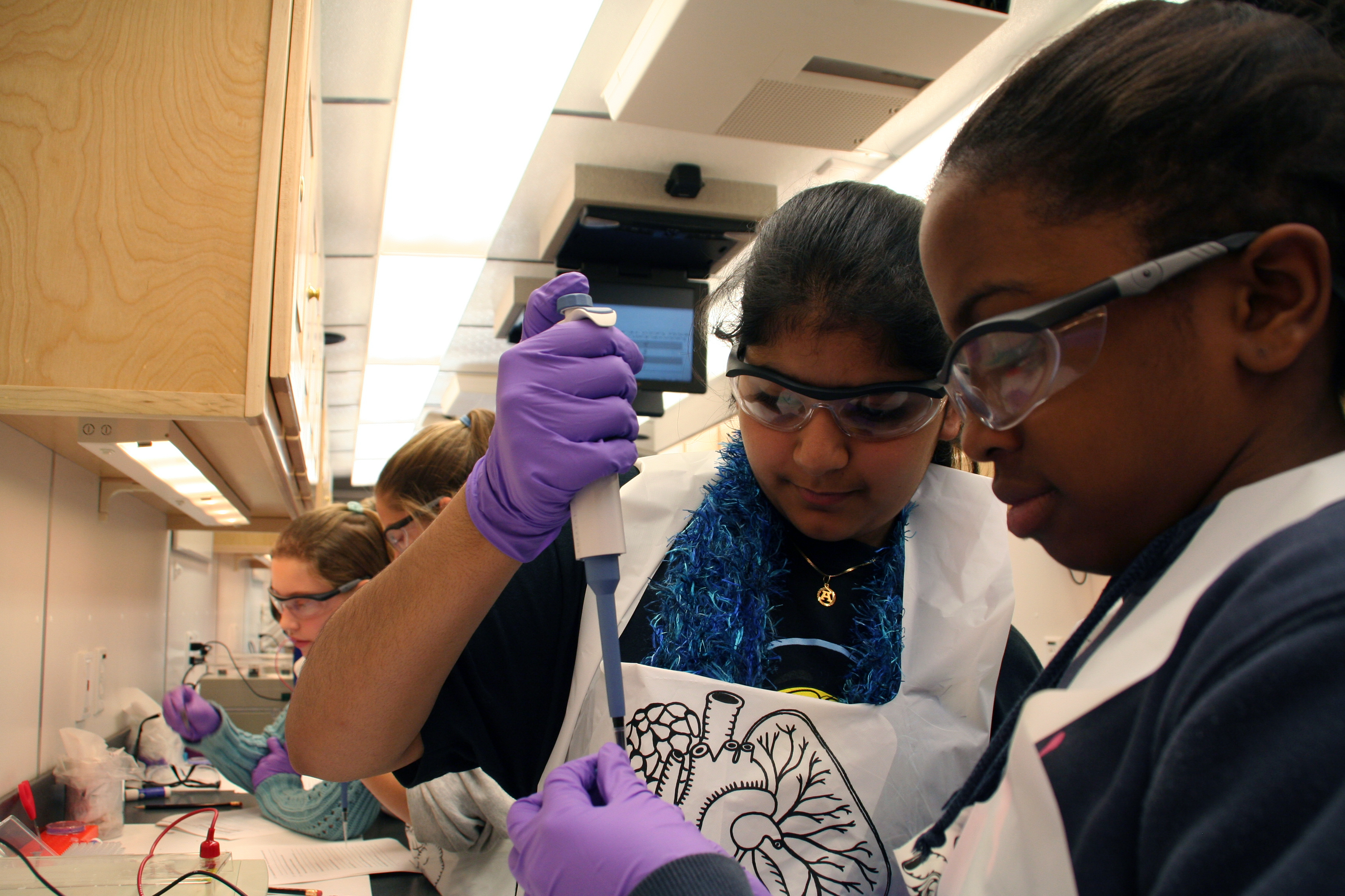 The Mobile Lab Is Going to Sunny San Diego | J. Craig Venter Institute